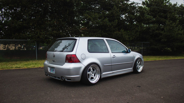 Blue Volkswagen MK4 Golf R32 - CCW Classic Wheels in Gloss Gunmetal w ...