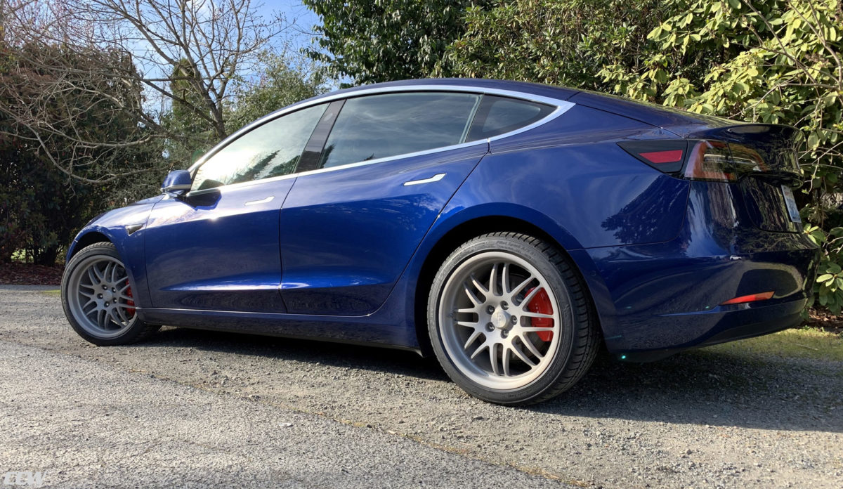 Blue Tesla Model 3 - CCW SP16A Brushed Matte Gunmetal